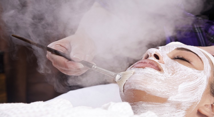 5 Reasons why you should give facial steaming a go